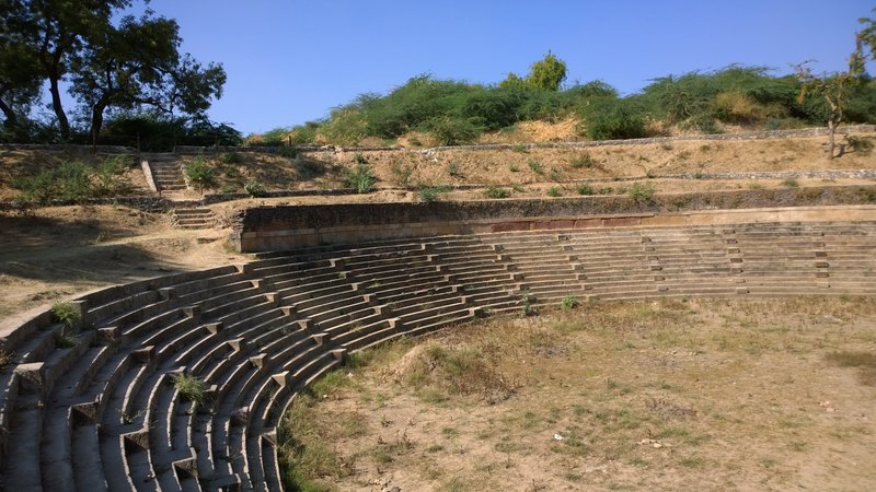 The Sahastralinga Talav, a museum and a conversation – My Favourite Things
