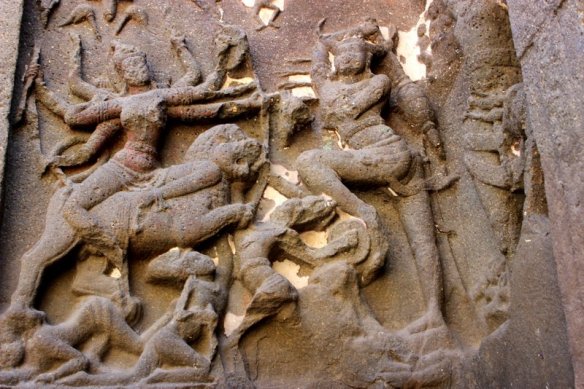 Mahisasuramardini: The slayer of the buffalo demon – My Favourite Things
